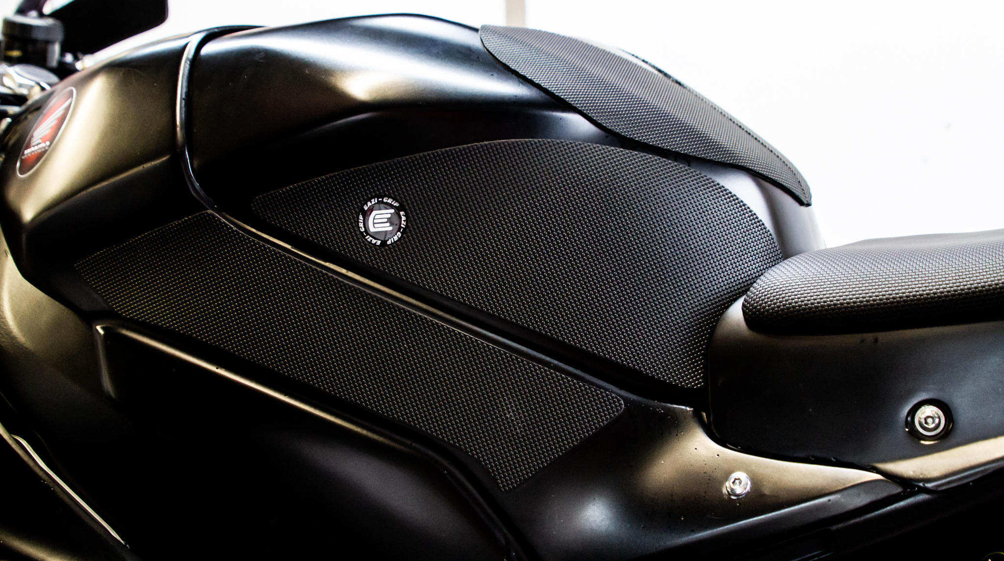 The benefits of Eazi-Grip Tank Grips - Eazi-Grip & Eazi-Guard