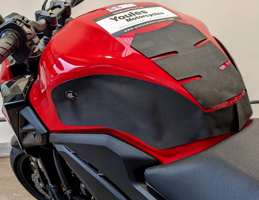 Wraparound Tank Grips | Motorcycle Tank Knee Grips Tank Knee Pads ...