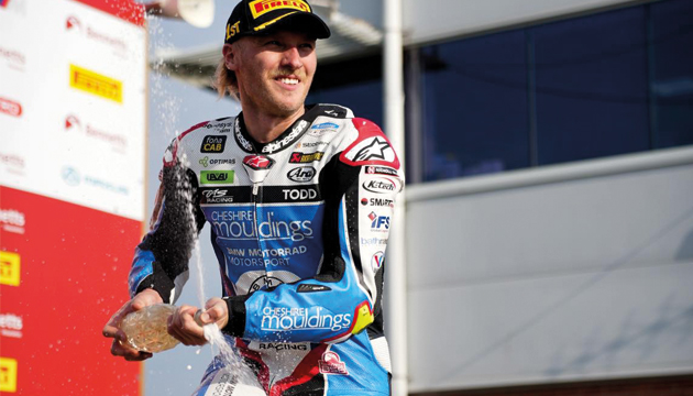 Davey Todd Wins The Superstock Race At Oulton Park For Cheshire
