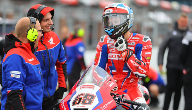 A tale of 2 halves for Honda Racing UK at Brands Hatch - Eazi-Grip ...