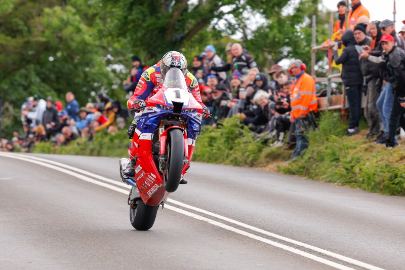 Double podium for Dean Harrison and Honda Racing UK opens IOM TT Race ...