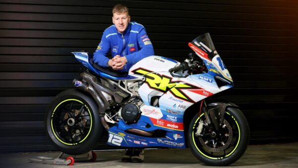 Ian Hutchinson joins Burrows Engineering/RK Racing for the IOM TT and ...