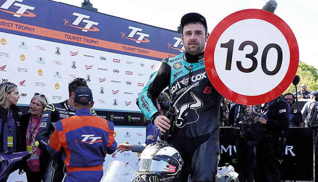 Michael Dunlop wins again to take his Isle of Man TT wins tally to 25 - only one away from Joey ...